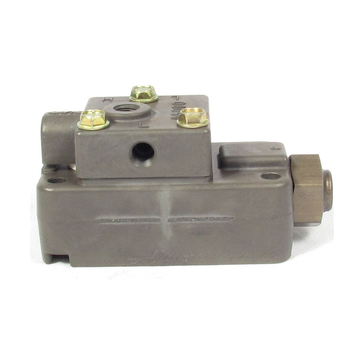 Transmission Valves - MaxiTrucks